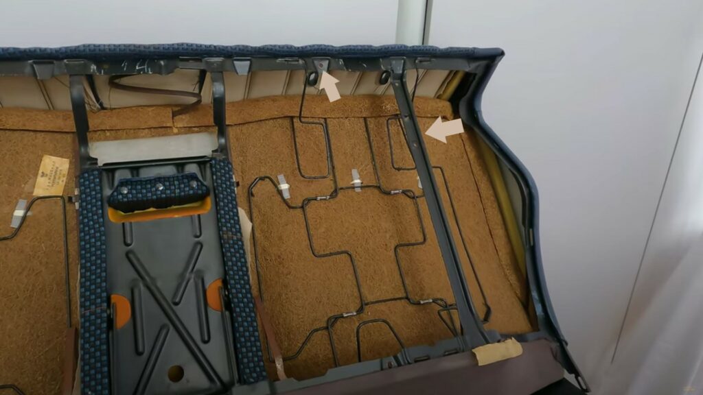 Kopfstütze nachrüsten beim Mercedes W123 - SJS Carstyling Oldtimer Magazin