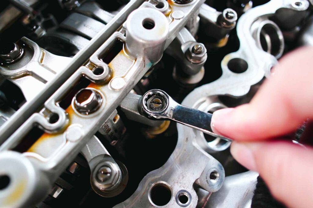 Ventilspiel und Ventile einstellen