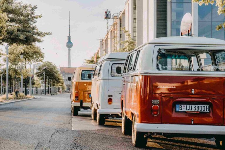 75 Jahre VW Bulli: Exklusiv-Interview mit Old Bulli Berlin